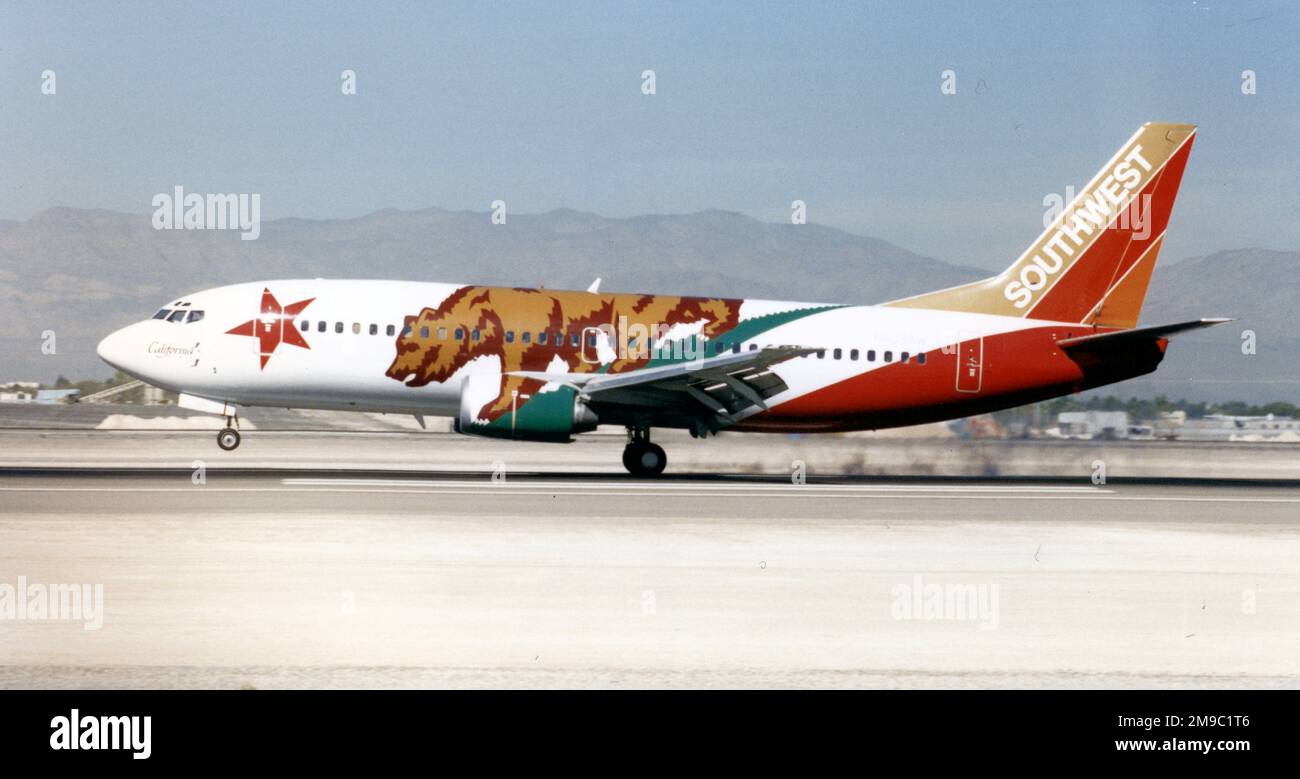 Boeing 737-3H4(WL) N383SW 'California One' (msn 27929, line number 2744 ...