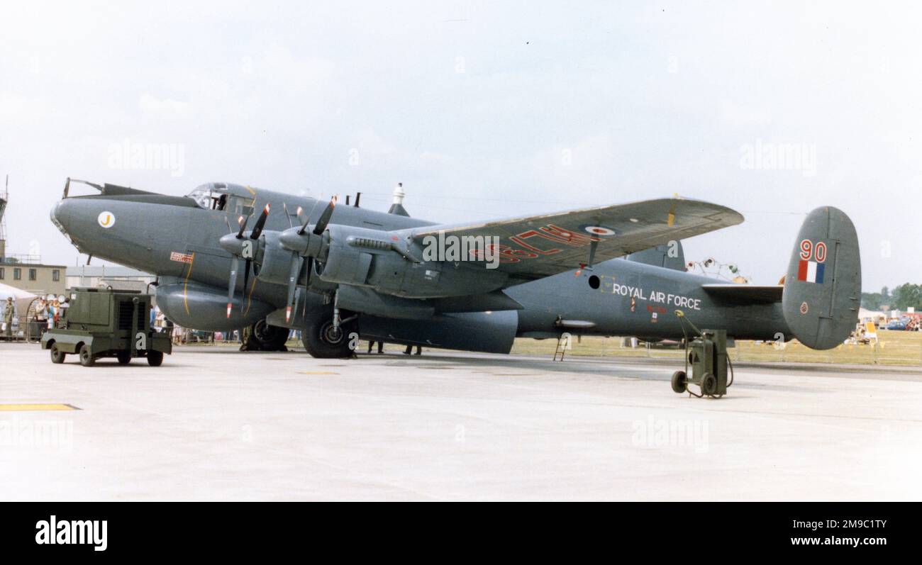 Royal Air Force - Avro Shackleton AEW.2 WL790 'Mr McHenry' of No.8 ...