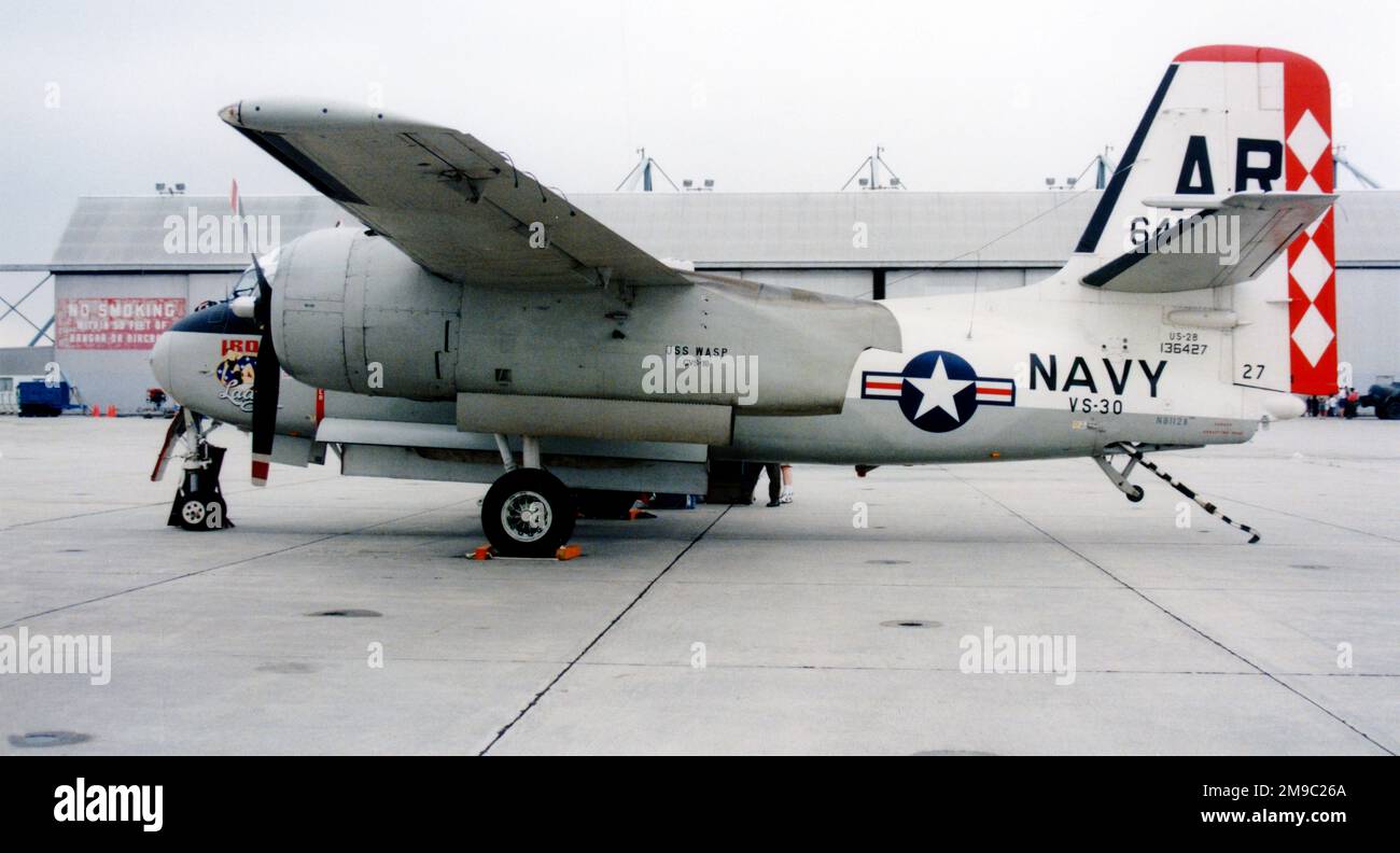 Grumman us 2b hi-res stock photography and images - Alamy