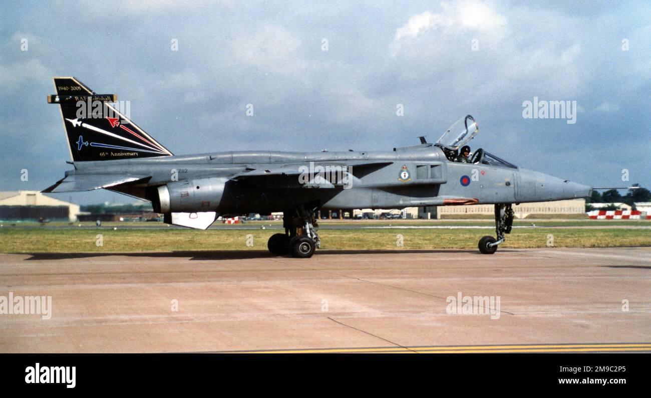 Royal Air Force - SEPECAT Jaguar GR.1A, in a Hardened Aircraft Shelter ...