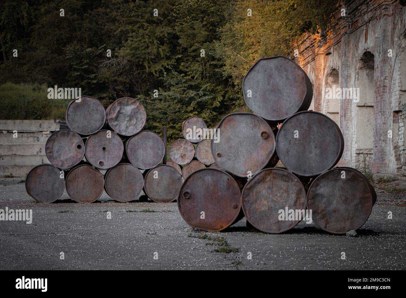 Rusty barrel hi-res stock photography and images - Alamy