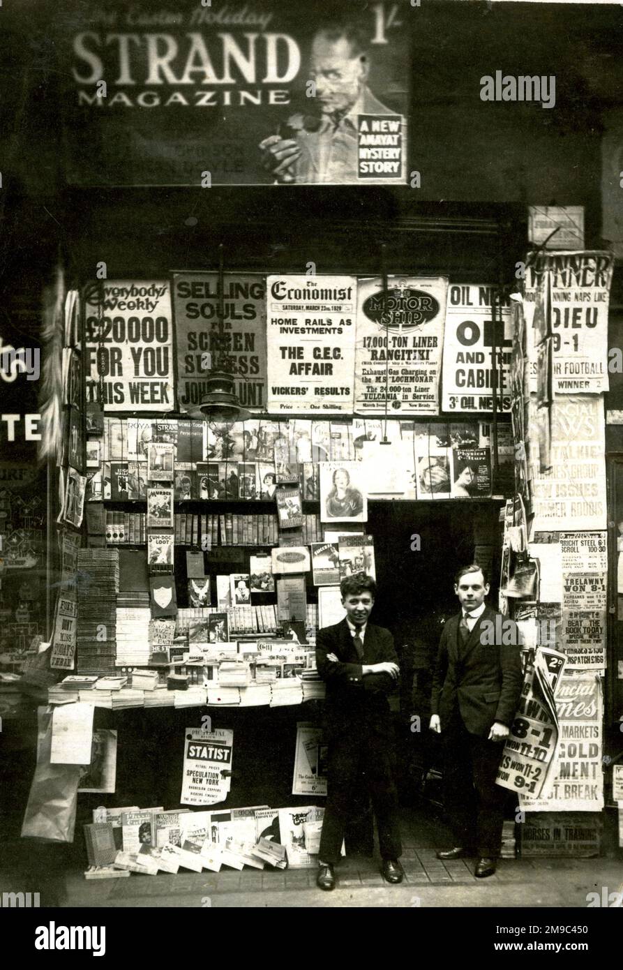 1920s shop front hi-res stock photography and images - Alamy