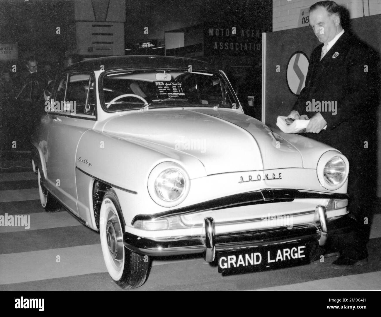 Simca saloon hi-res stock photography and images - Alamy