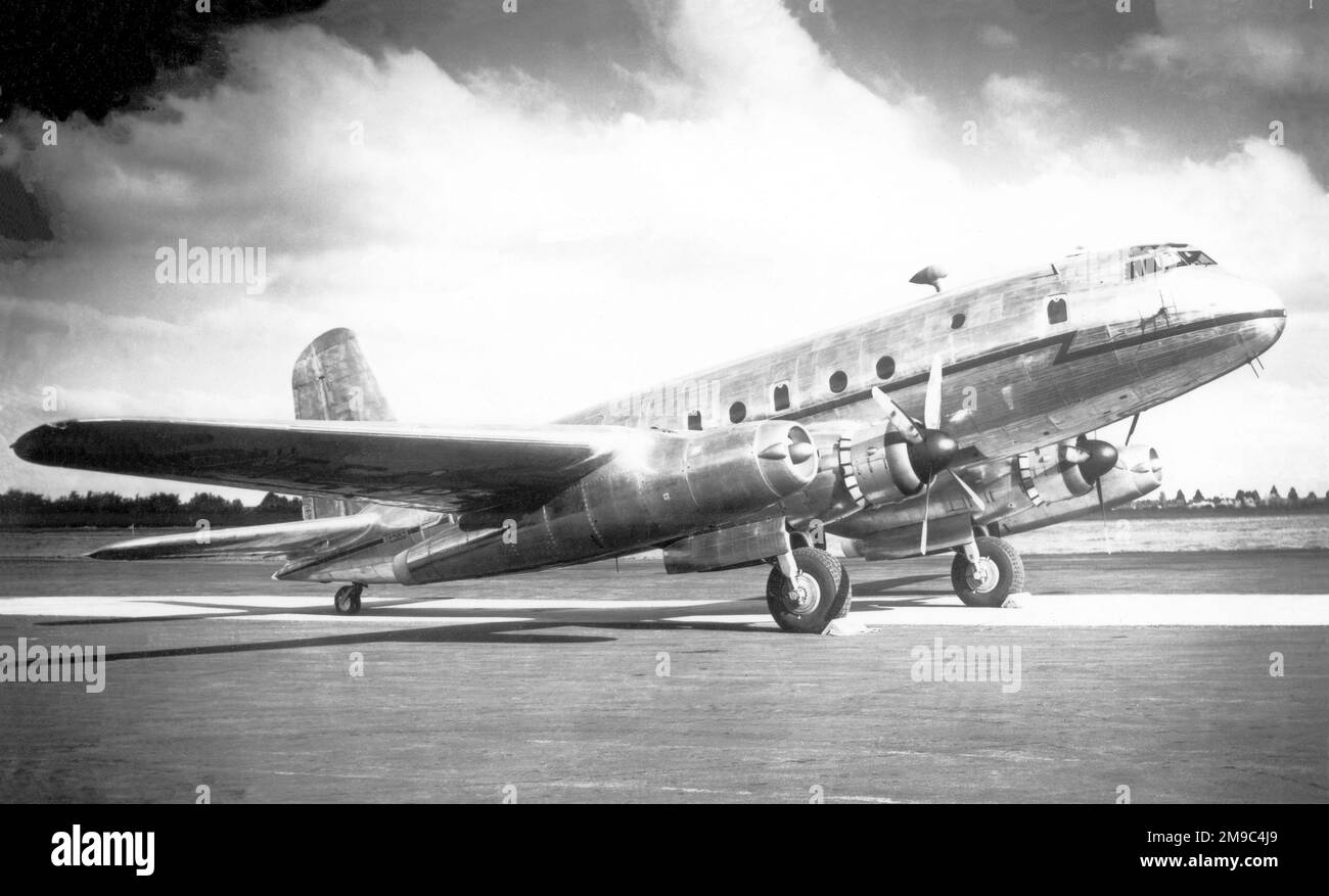Handley Page Sapphire-Hastings TE583. The second Hastings prototype ...