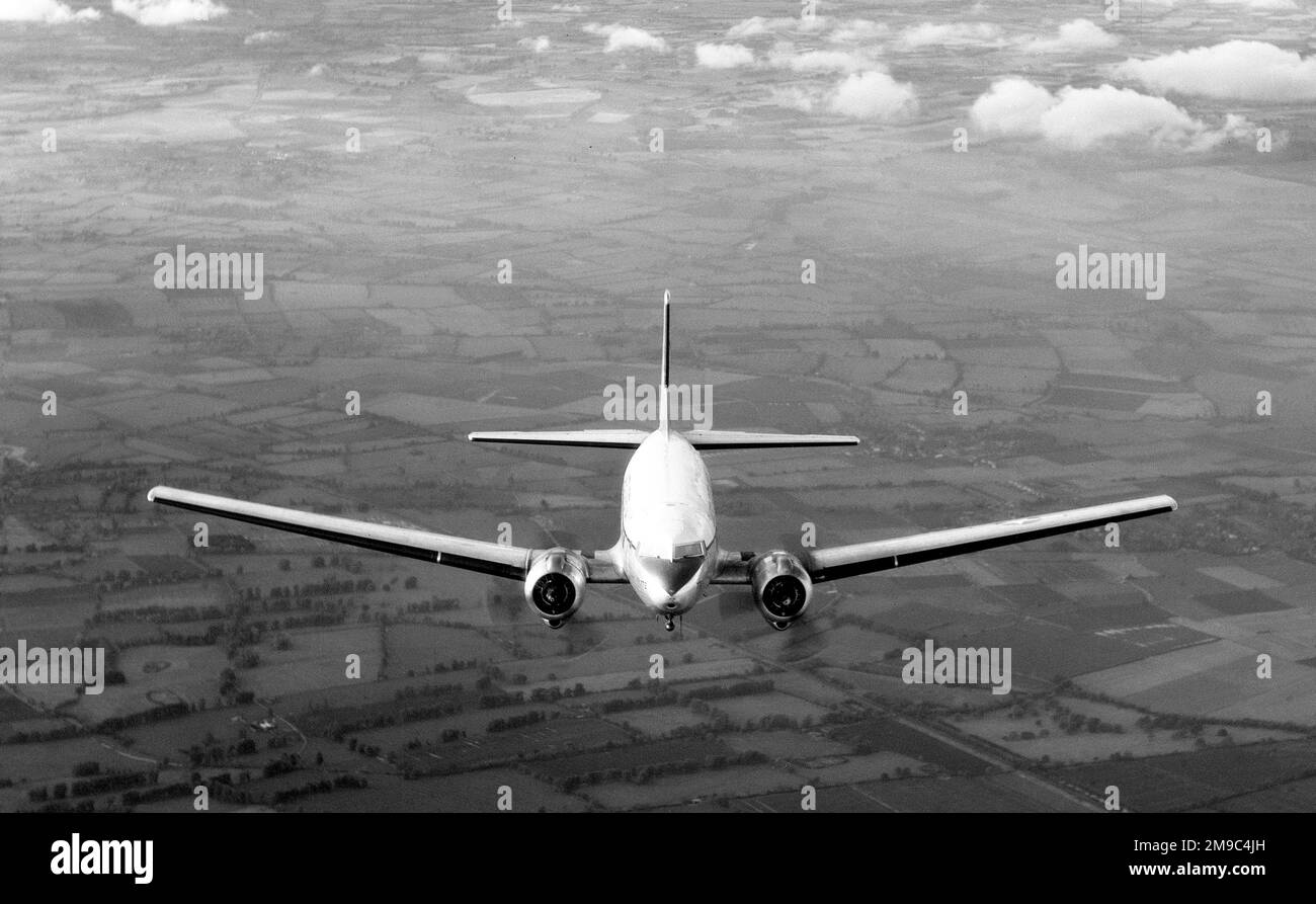 United States Navy - Douglas R4D-8 50772 (MSN 43337) (ex USAAF 43-49092 ...