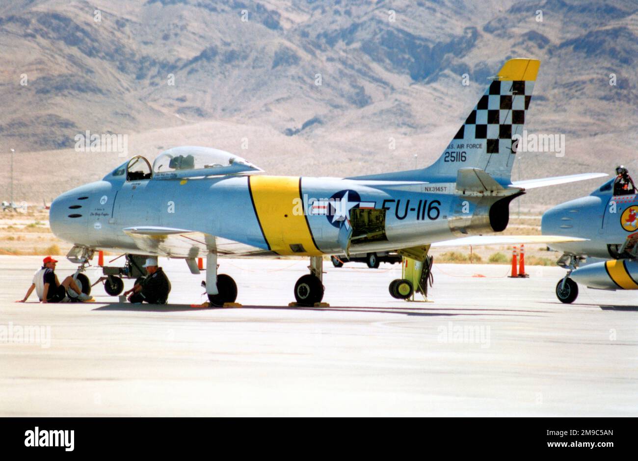 F 86f 30 na hi-res stock photography and images - Alamy