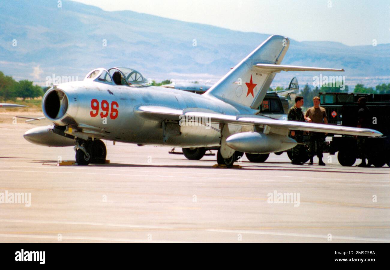 Mikoyan gurevich mig 15 hi-res stock photography and images - Alamy