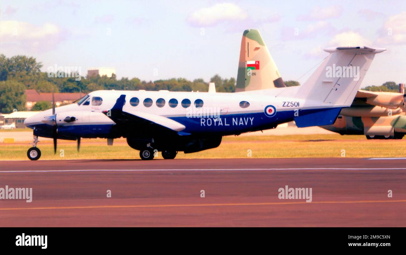 Royal Navy - Beech 350 Avenger T.1 ZZ501 (msn FL-618, ex N618HB, ex G ...