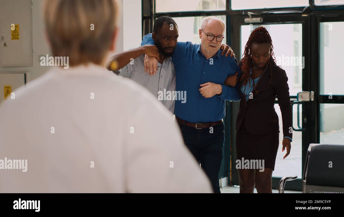 Woman dizzy hospital hi-res stock photography and images - Alamy