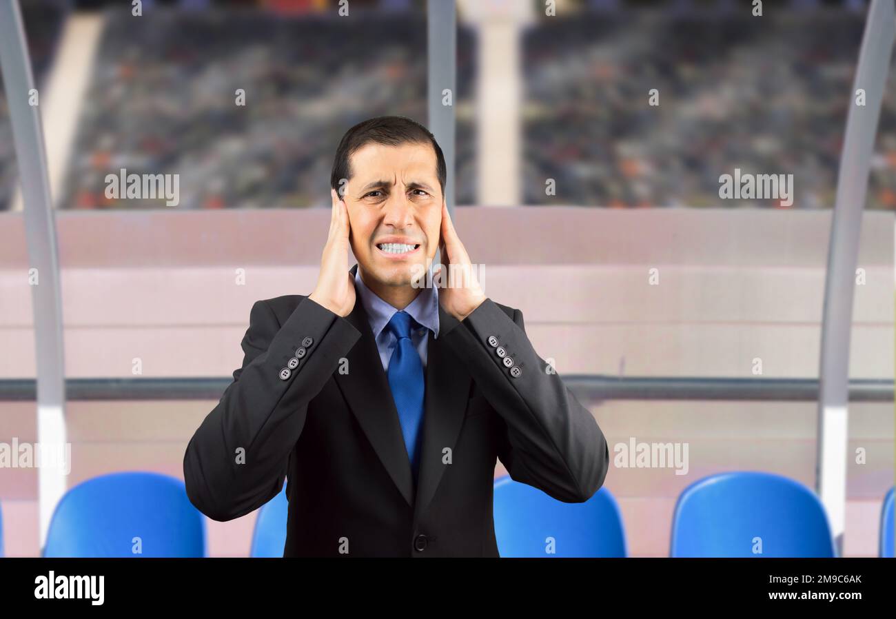 Training coach angry hi-res stock photography and images - Alamy