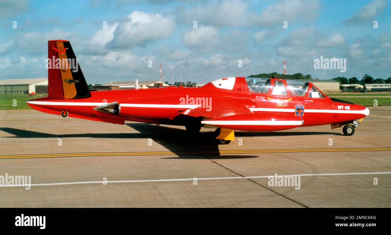 170 red hi-res stock photography and images - Alamy