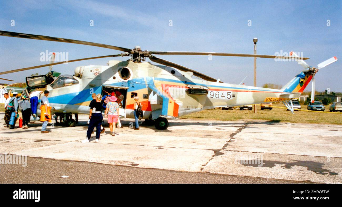 Vzdusne sily ACR - Mil Mi-24V 9645. (Vzdusne sily ACR - Czech Air Force ...