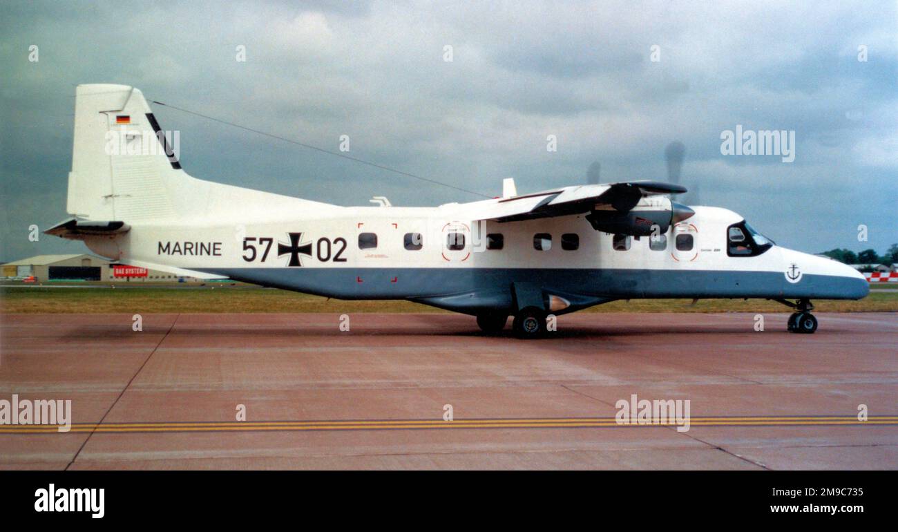 228lt hi-res stock photography and images - Alamy