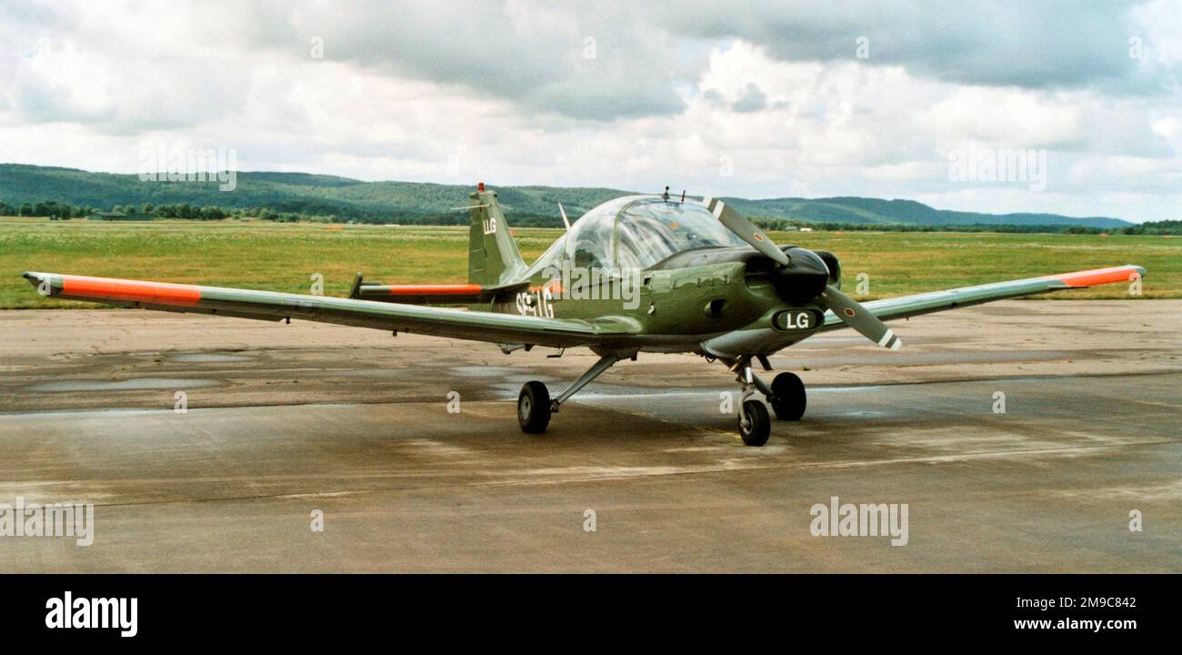 Scottish Aviation Bulldog 101 SE-LLG (msn BH100/110, ex SwAF Sk.61D ...