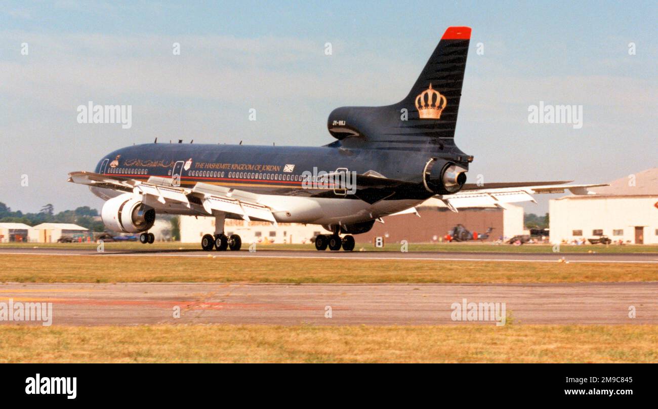 King hussein of jordan aeroplane hi-res stock photography and images ...