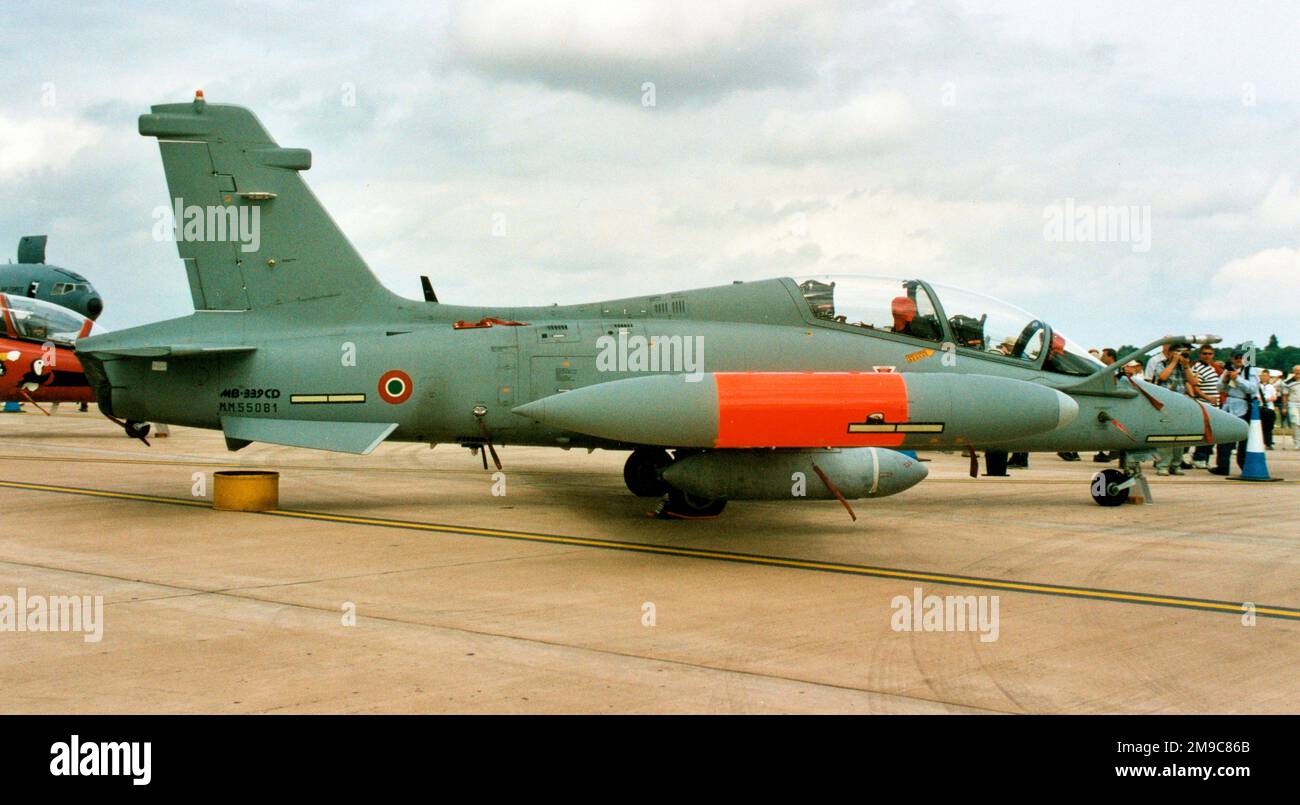Royal italian air force hi-res stock photography and images - Alamy