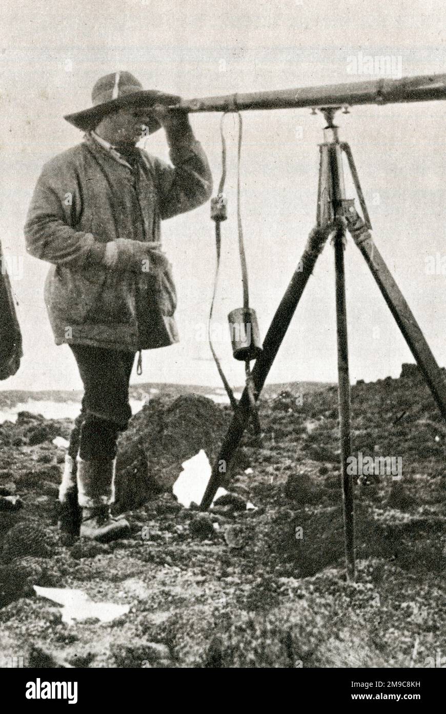 Captain Scott looking for pack ice in the Antarctic Stock Photo - Alamy