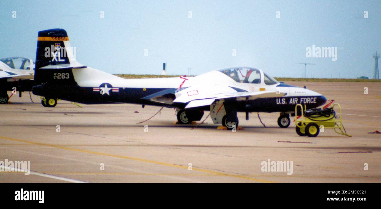 United States Air Force - Cessna T-37B 57-2263 (MSN 40196), at El Toro ...