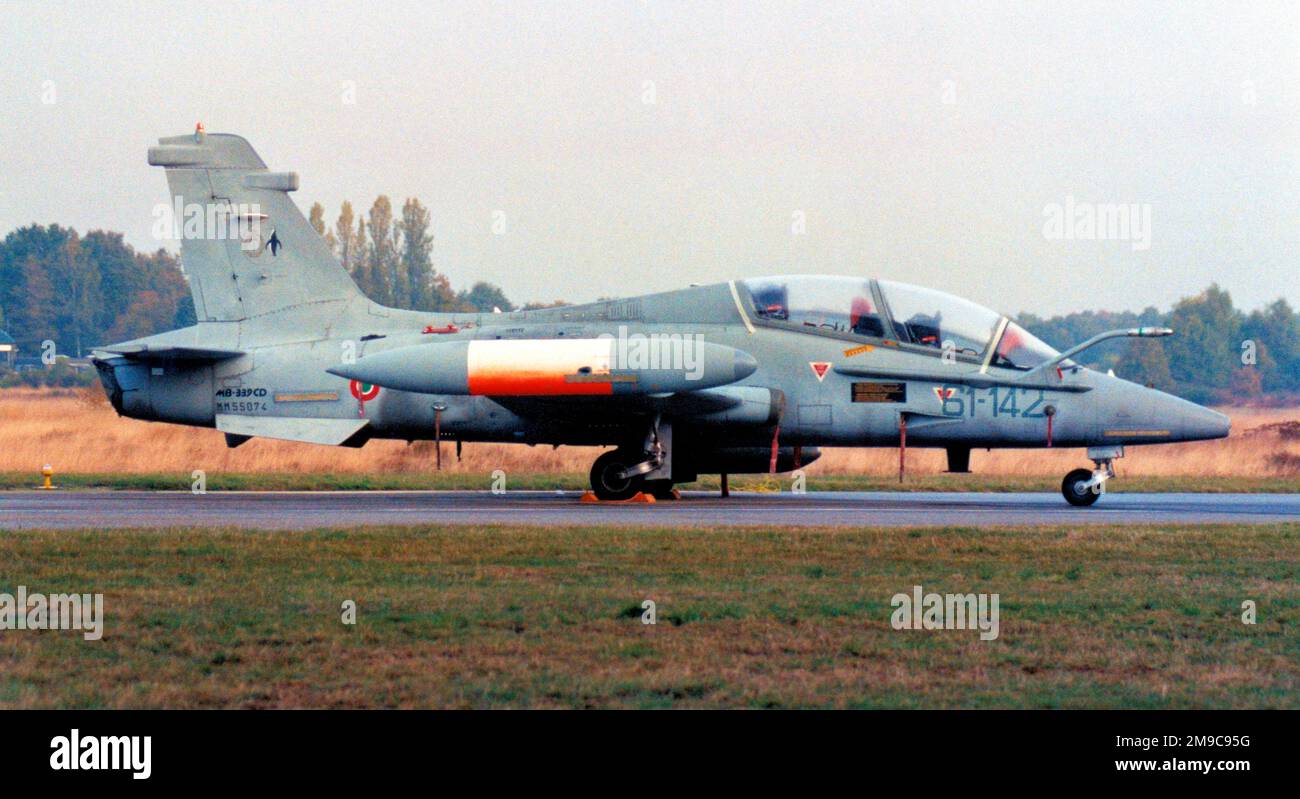 Of 61 stormo hi-res stock photography and images - Alamy