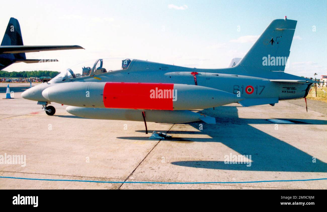 Aeronautica Militare - Aermacchi MB-339A MM54463 - 61-17 (msn 6642/039 ...