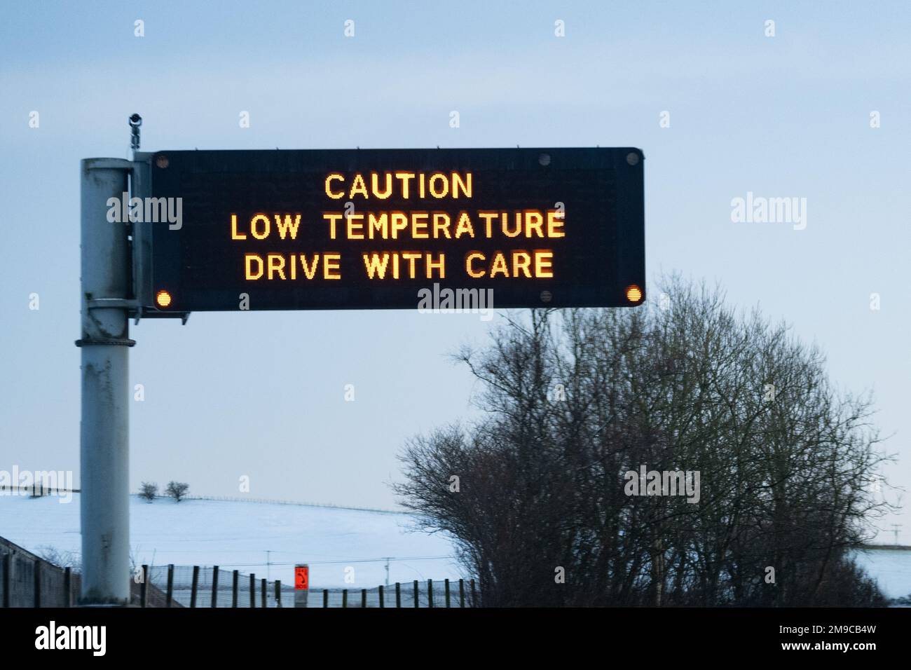 M74 low temperature warning hi-res stock photography and images - Alamy