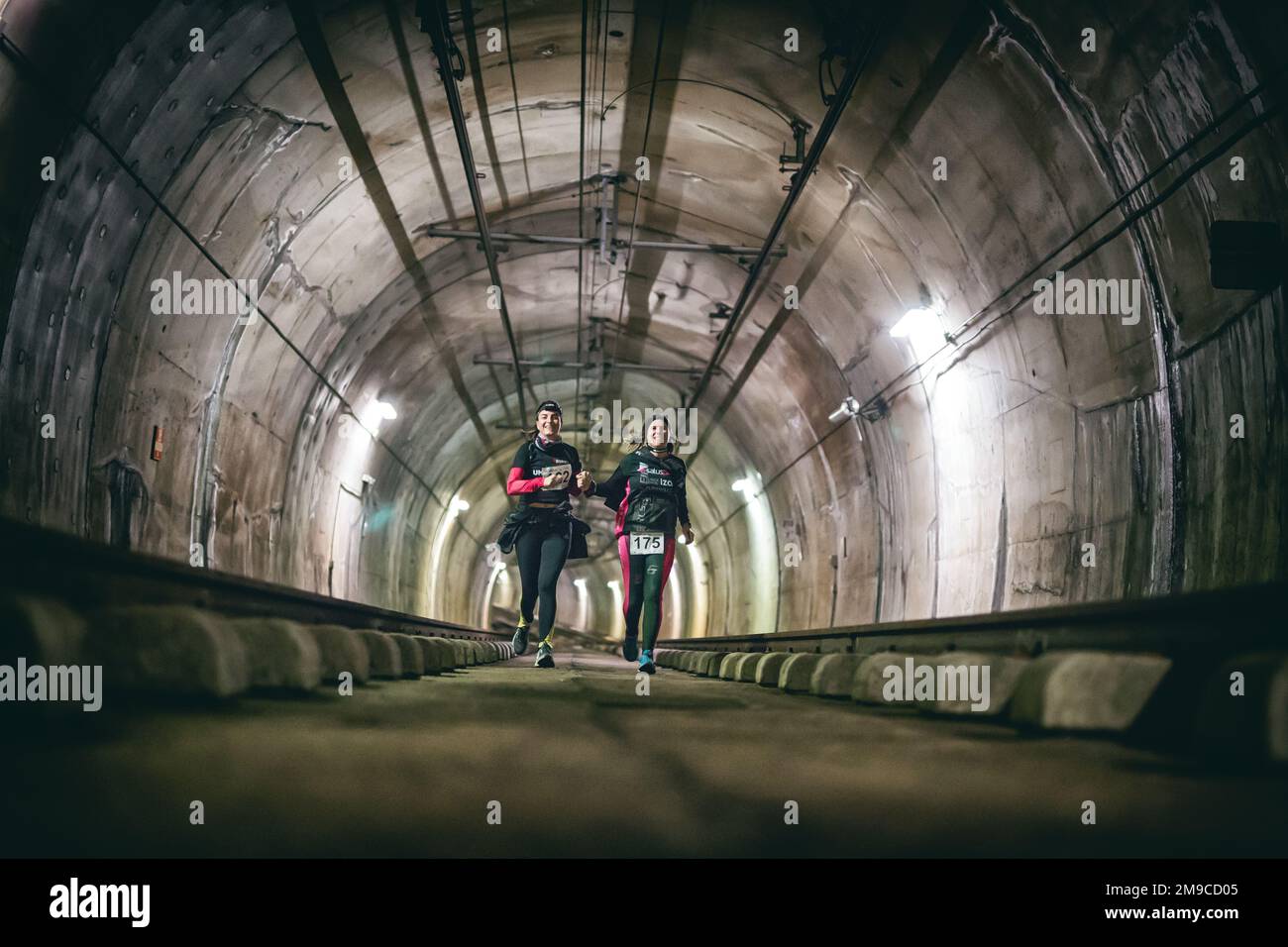 Subway running race hi-res stock photography and images - Alamy