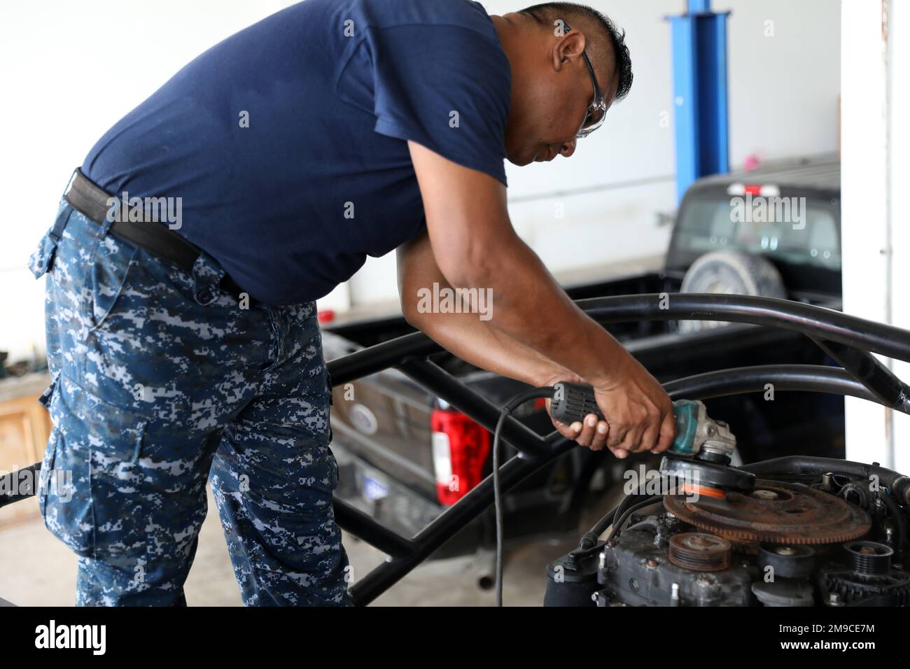 U.S. Navy and partner nation Coast Guard units work on Belize Coast ...