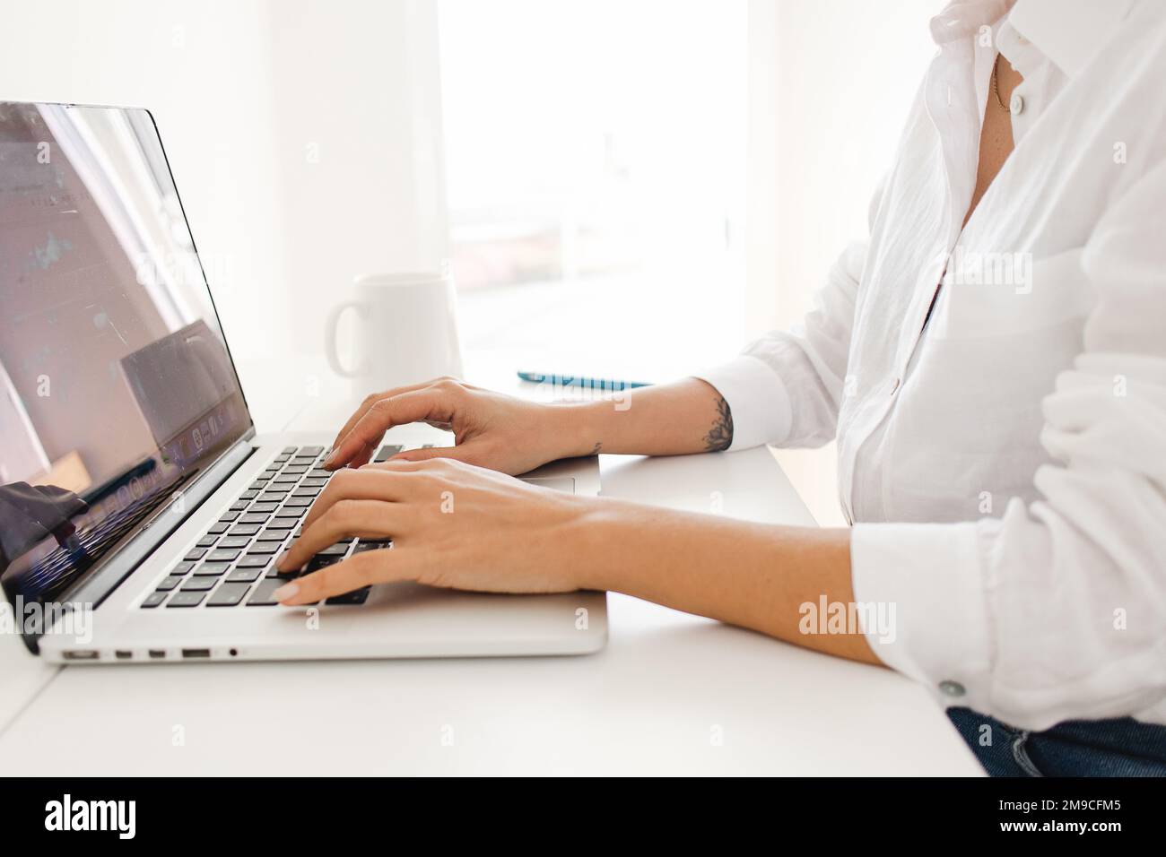 Work and productivity hi-res stock photography and images - Alamy