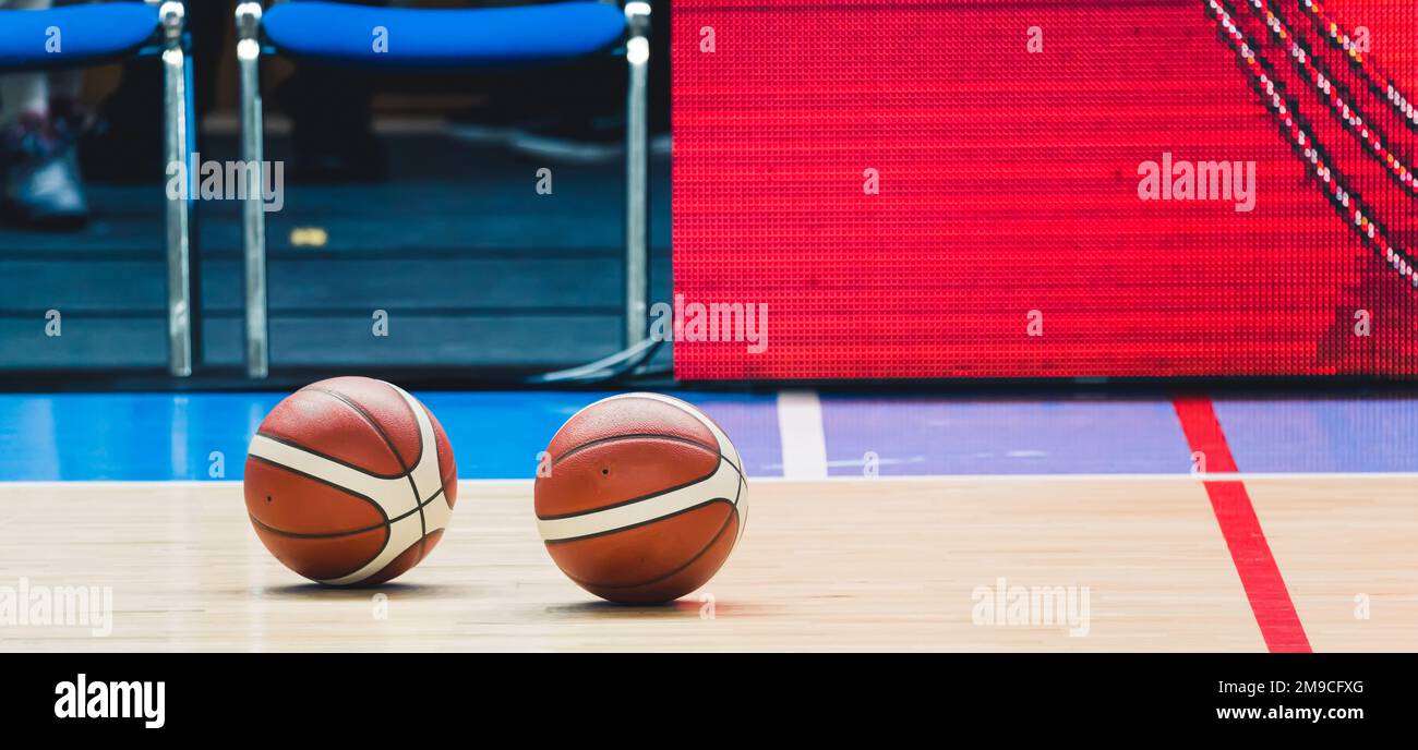 Basketball court floor hi-res stock photography and images - Alamy