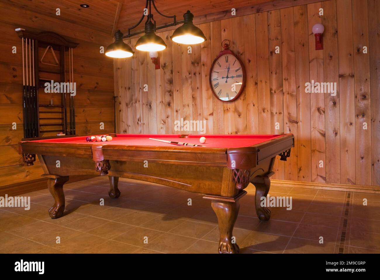 Vintage pool table hi-res stock photography and images - Alamy