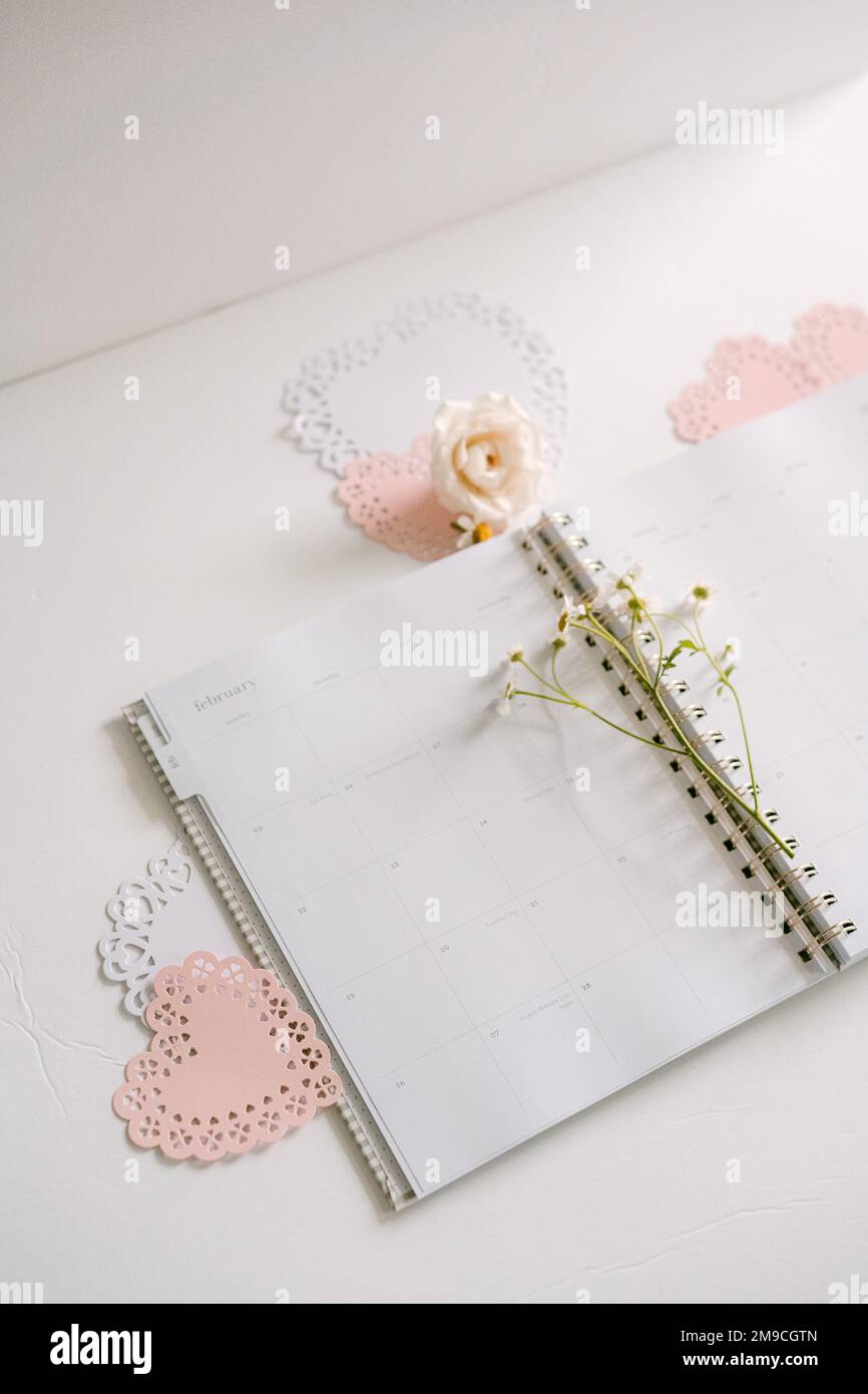 February calendar hi-res stock photography and images - Alamy