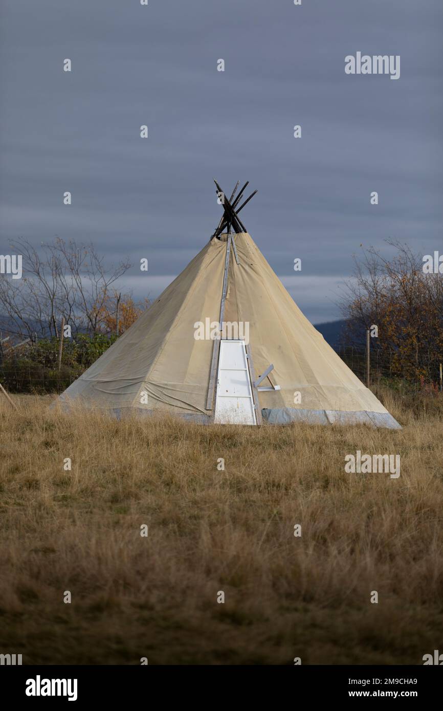 Teepee architecture hi-res stock photography and images - Alamy