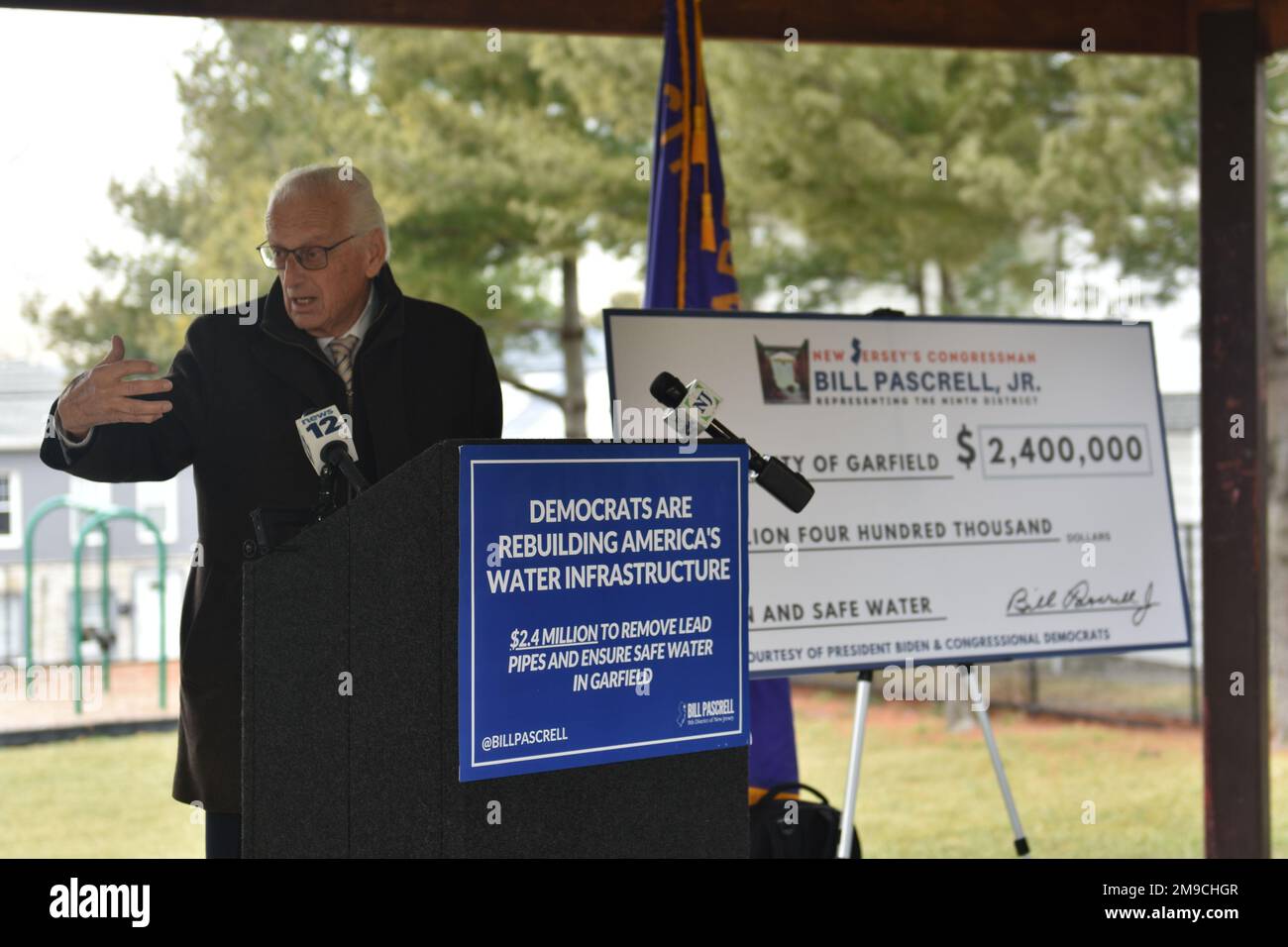 Garfield, New Jersey, USA. 17th Jan, 2023. (NEW) U.S. Congressman Bill ...