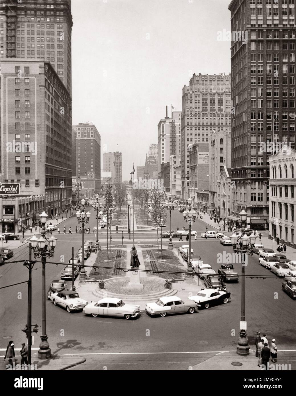 Detroit city 1950s hi-res stock photography and images - Alamy