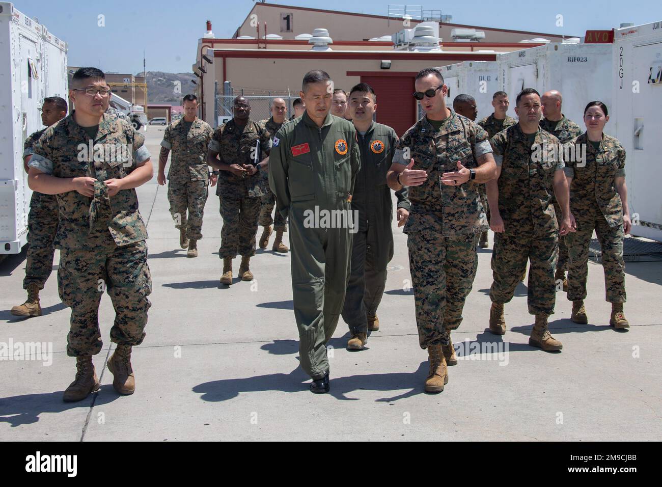 Republic of Korea Marines get a tour of Marine Aviation Logistics ...