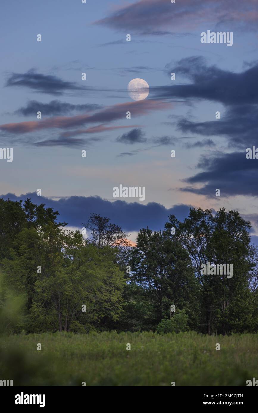 Moonrise scenery hi-res stock photography and images - Alamy