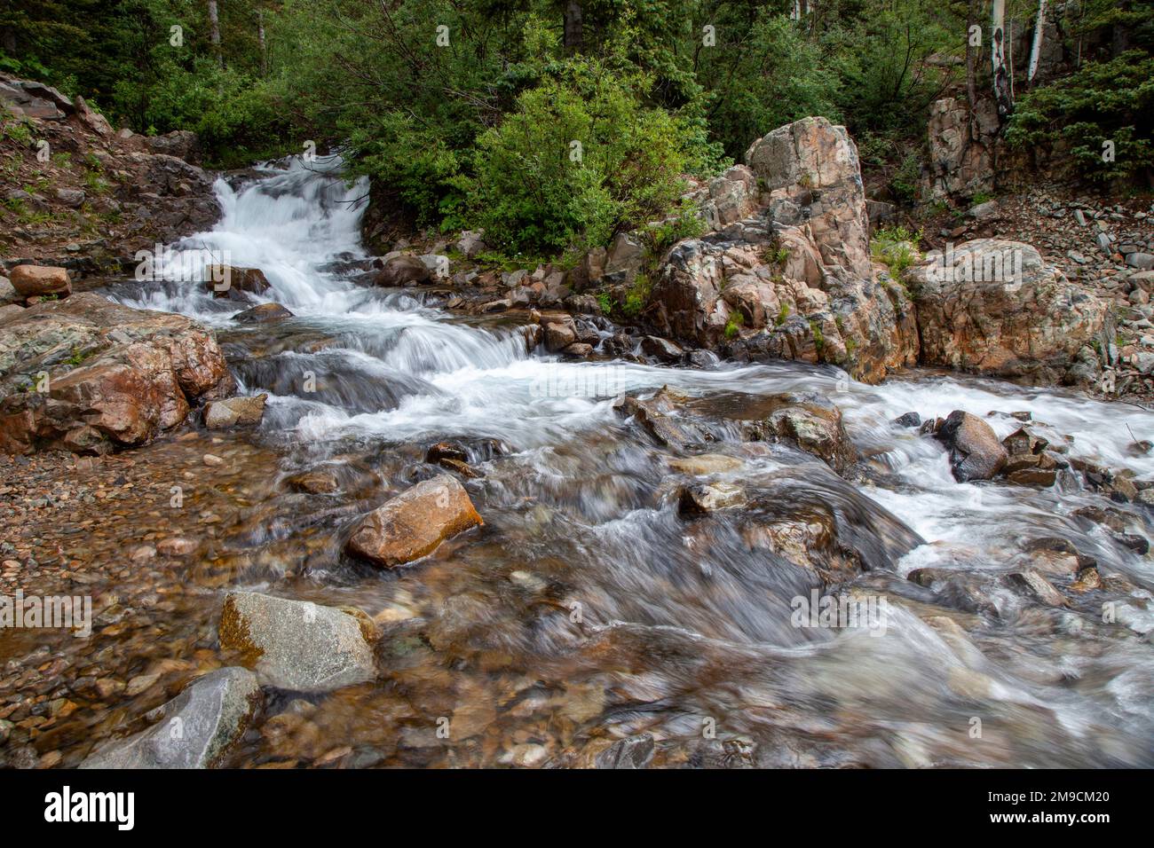 Clear mountain streams hi-res stock photography and images - Alamy