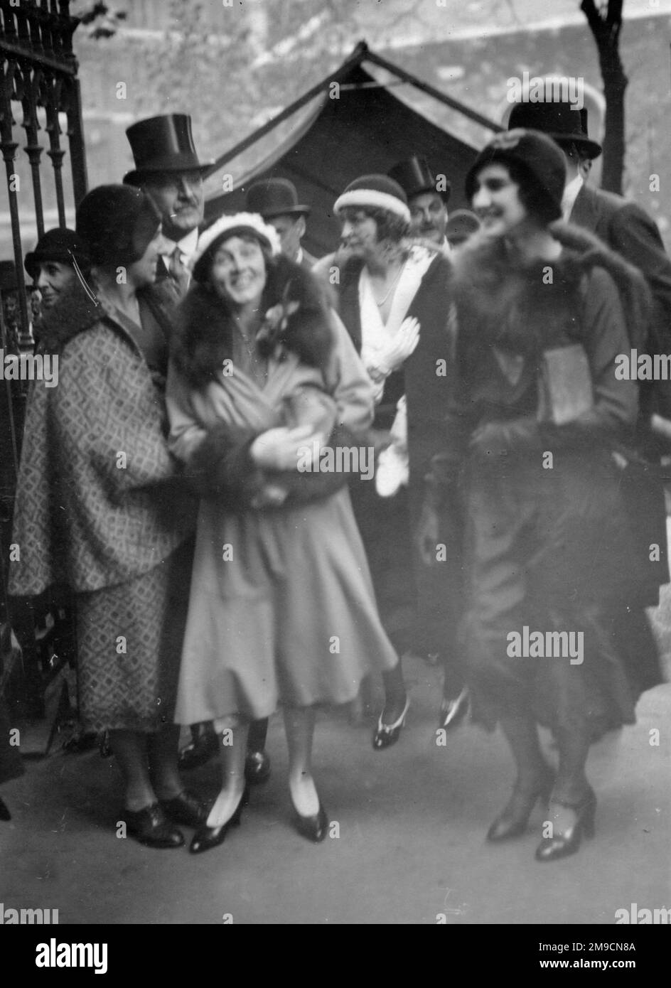 Guests at a wedding hi-res stock photography and images - Alamy