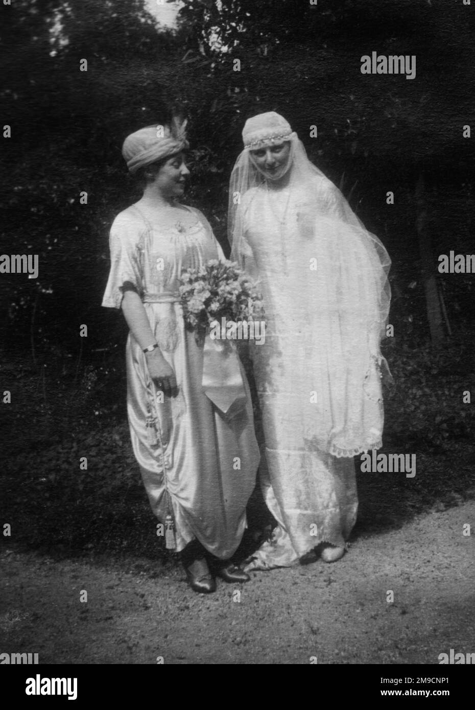 A bride bridal Black and White Stock Photos & Images - Alamy