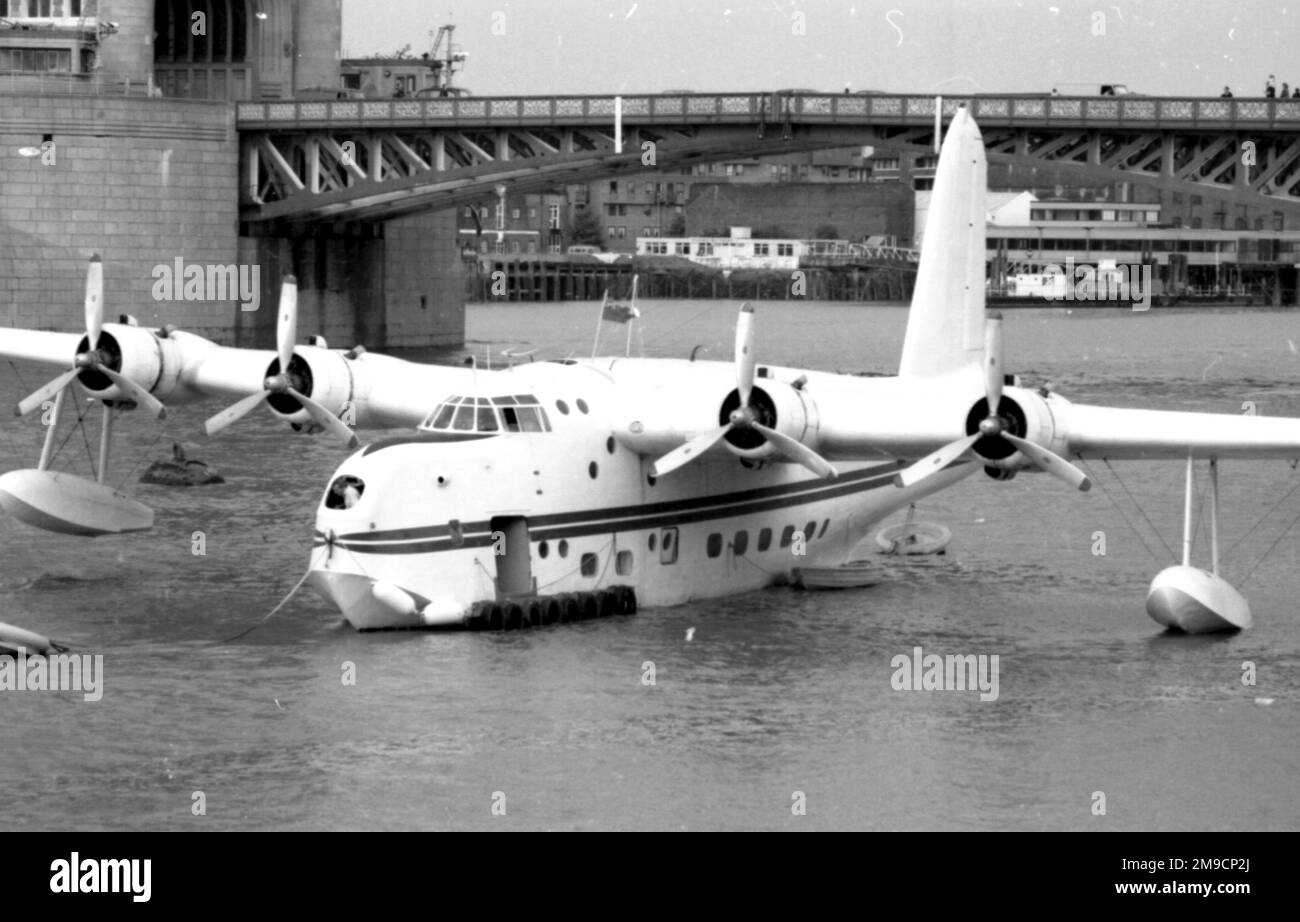 Thames in central london Black and White Stock Photos & Images - Alamy