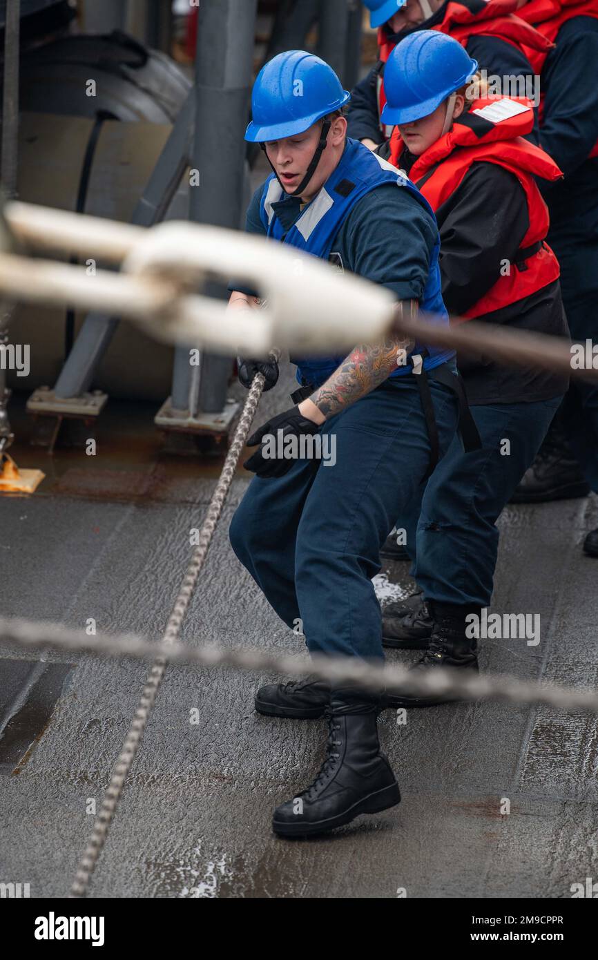 PACIFIC OCEAN (May 16, 2022) - Fire Controlman 3rd Class Justin Howell ...