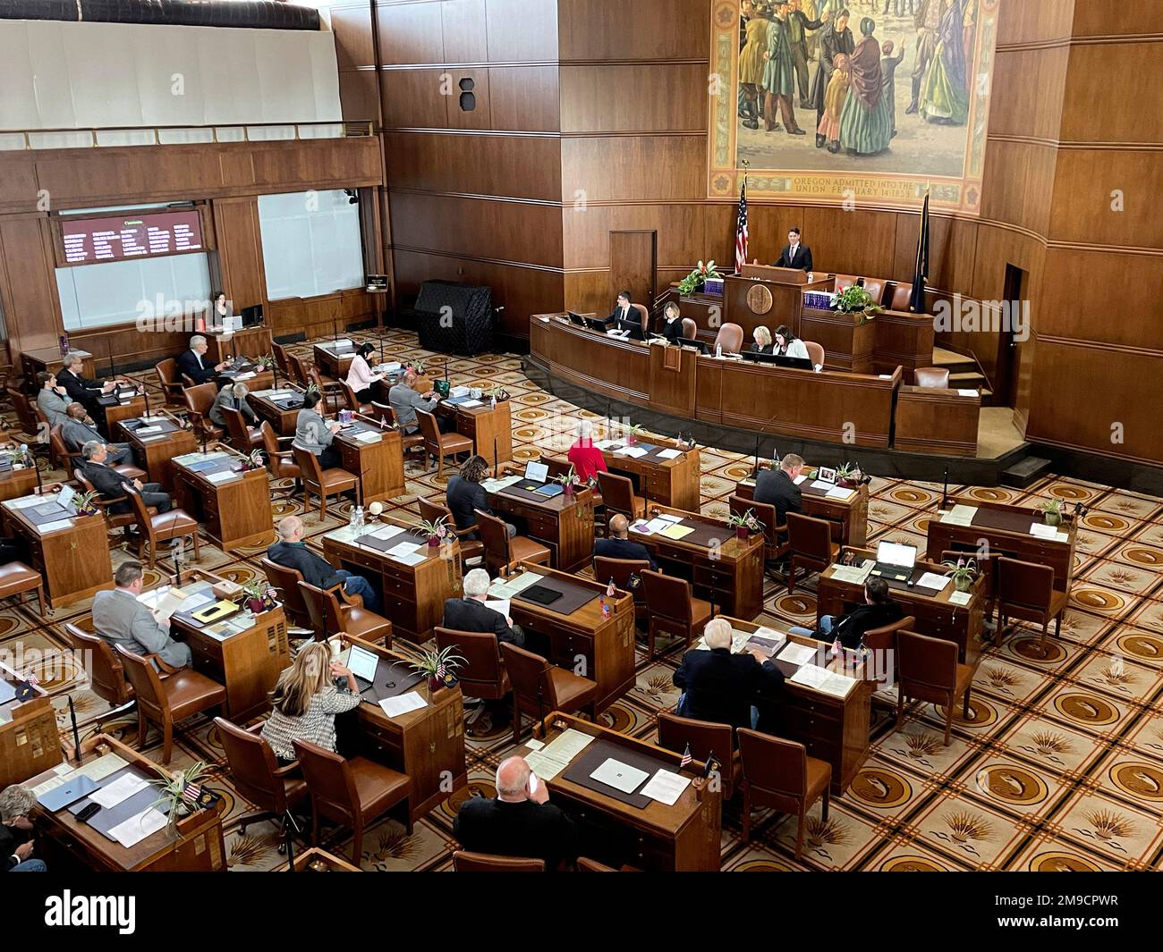 The Oregon state Senate convenes for the first day of the legislative ...
