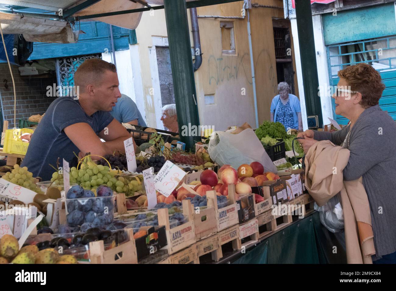Rialta market hi-res stock photography and images - Alamy