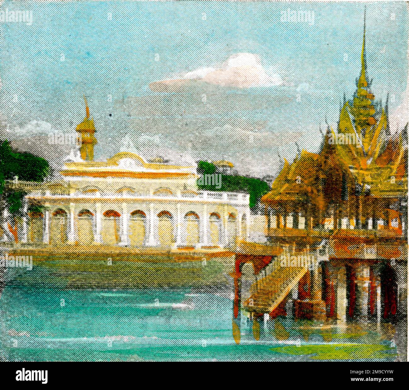 Palace Grounds - Bangkok Stock Photo - Alamy