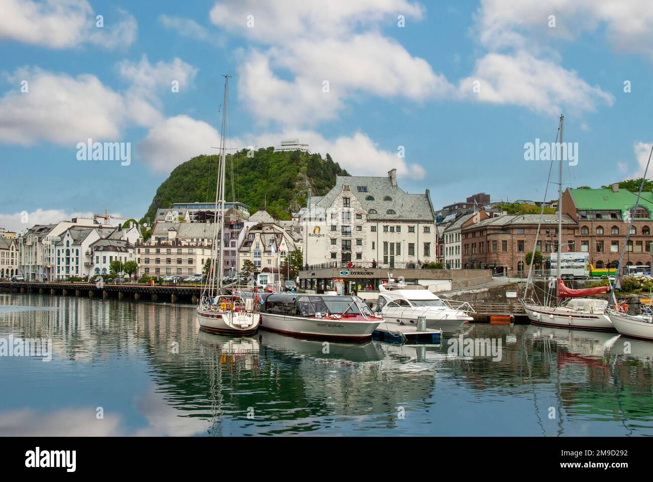 Sightseeing alesund hi-res stock photography and images - Alamy