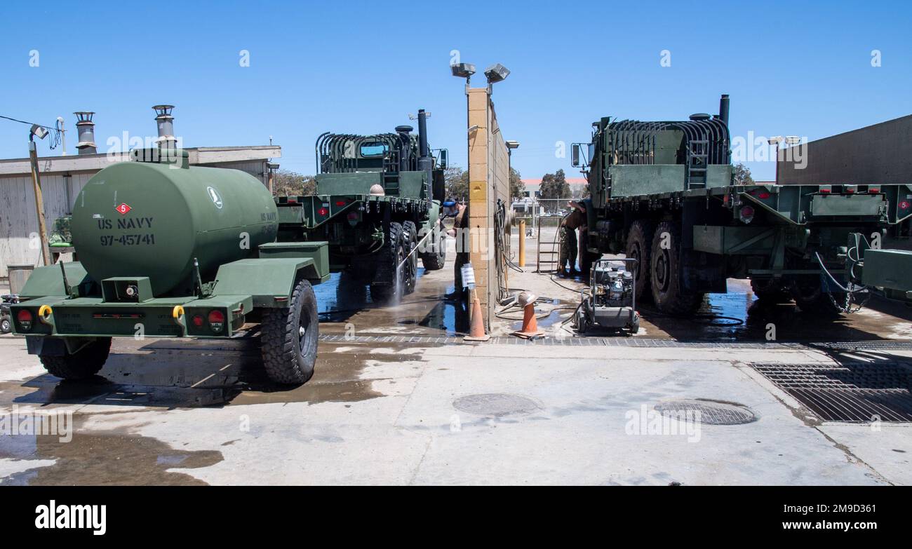 Naval mobile construction battalion 17 hi-res stock photography and ...