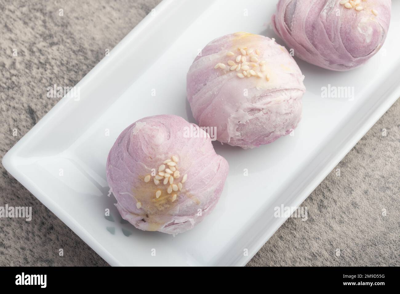 Chinese pastry with taro paste Stock Photo - Alamy