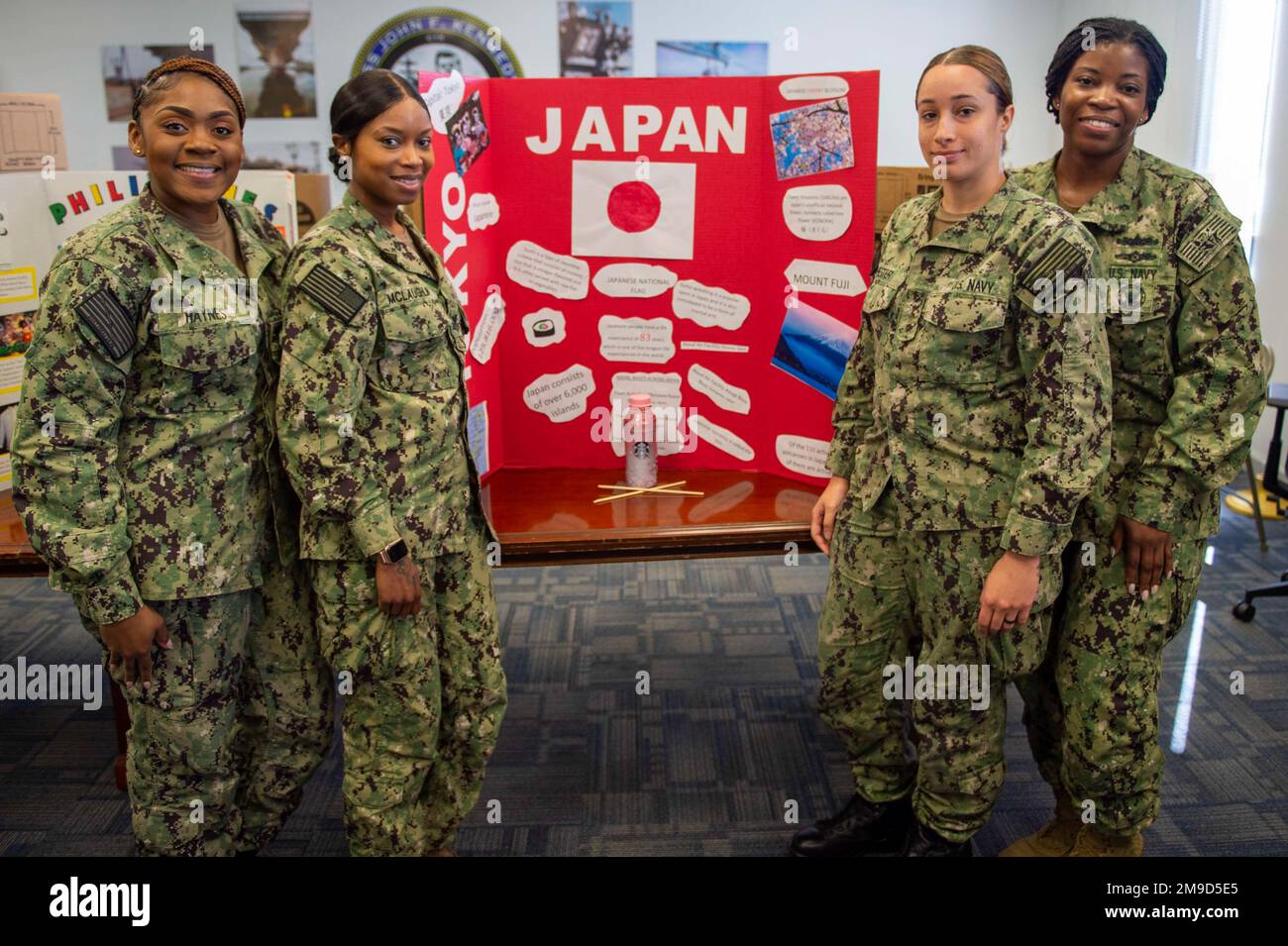 NEWPORT NEWS, Va. (May 16, 2022) Sailors aboard the aircraft carrier ...