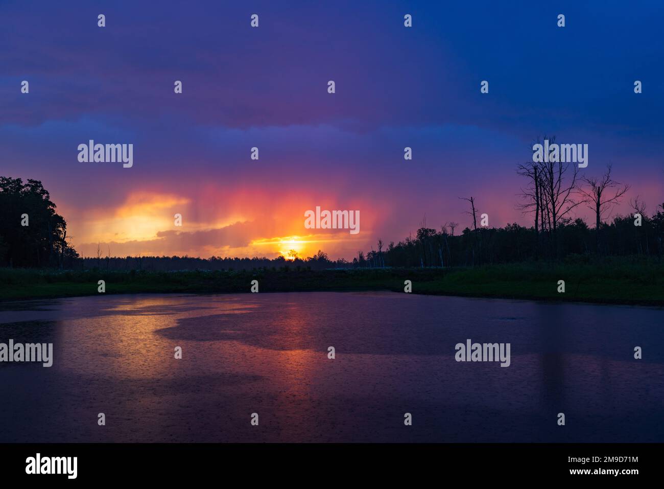 Rainy sunrise hi-res stock photography and images - Alamy