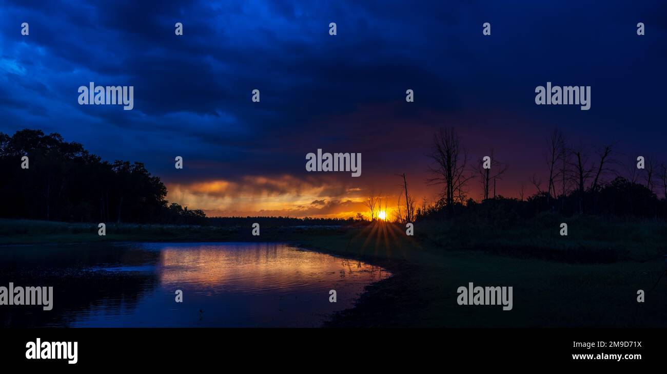 Rainy sunrise hi-res stock photography and images - Alamy